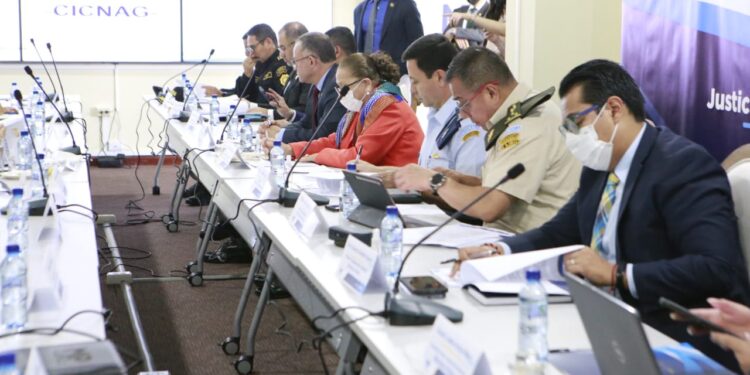 Instituciones consolidan mecanismos para el combate al narcotráfico - Gobierno de Guatemala