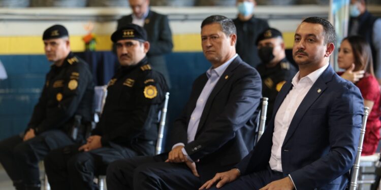 Guatemala refuerza combate aéreo contra el narcotráfico - Gobierno de Guatemala